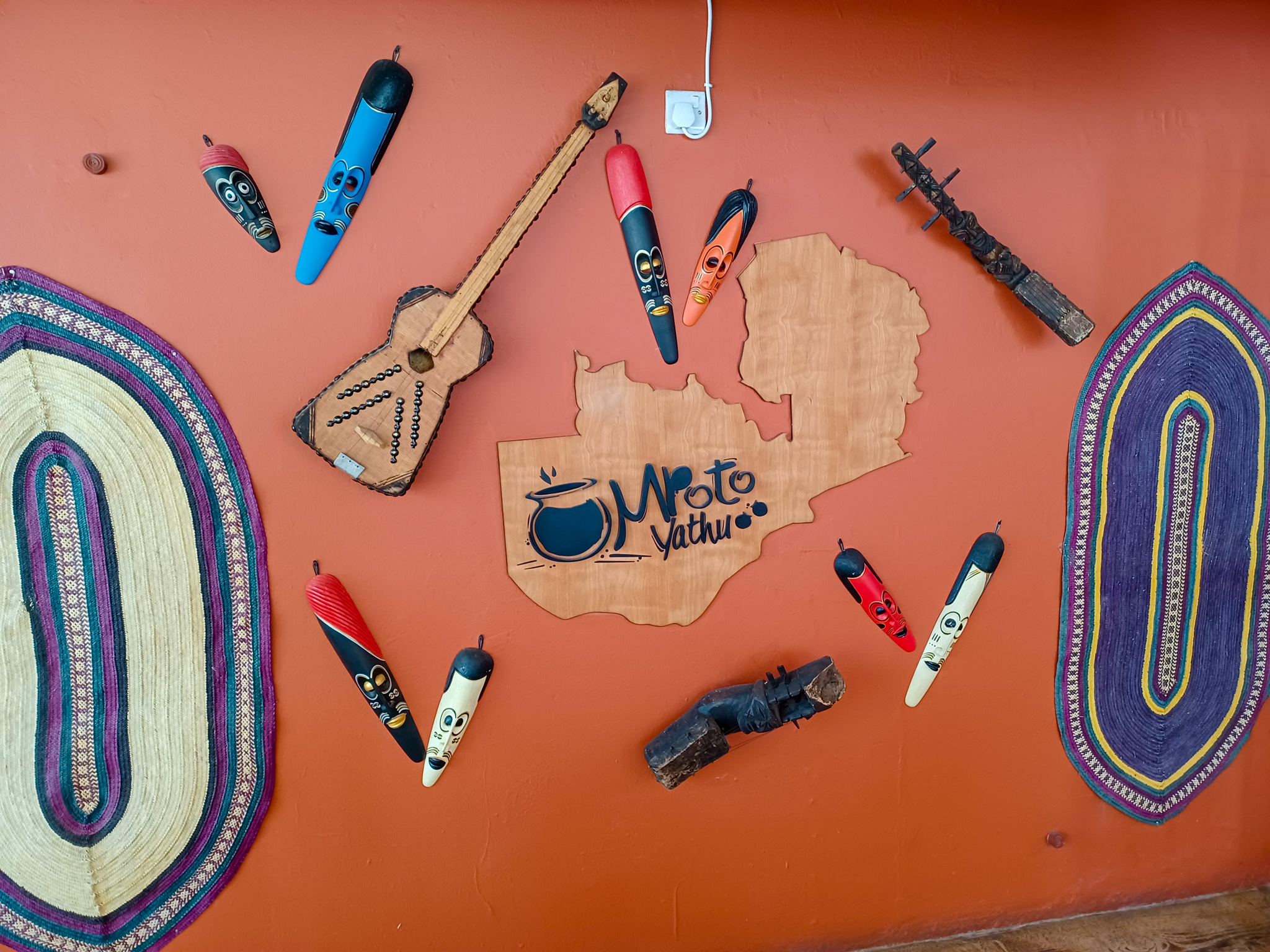 Keeping it Traditional at Mpoto Yathu – The Points of Lu